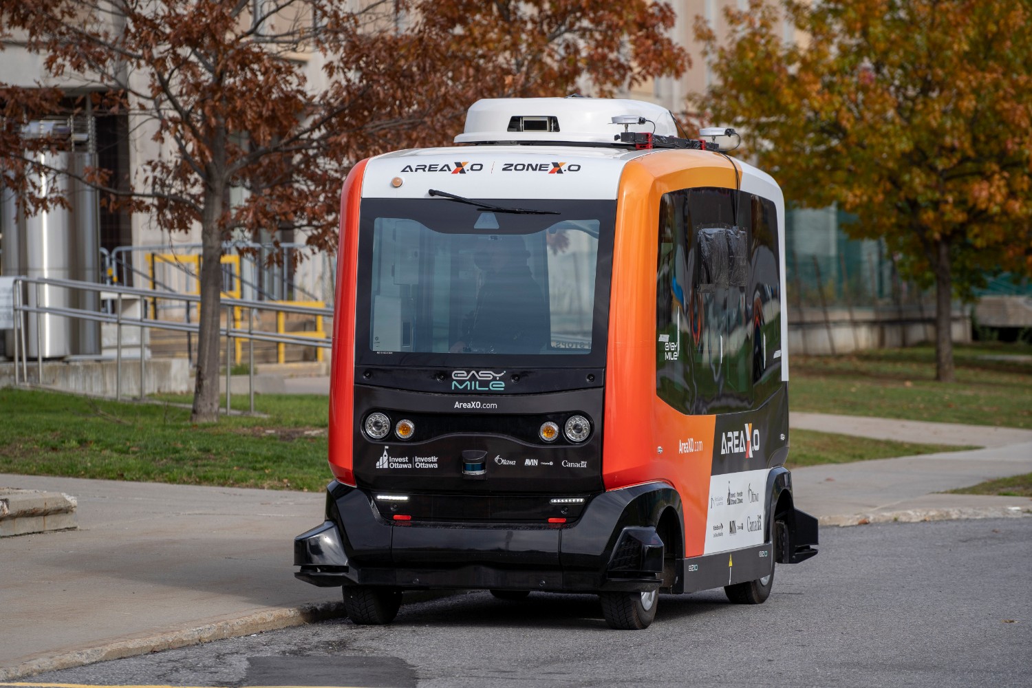 Self-driving shuttle gearing up for historic road test at Tunney’s Pasture