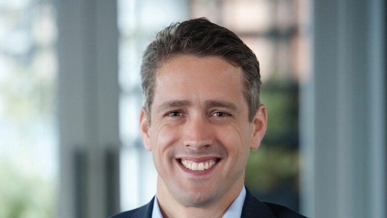 Ottawa lawyer Gordon Cudney recognized for shining spotlight on mental ...