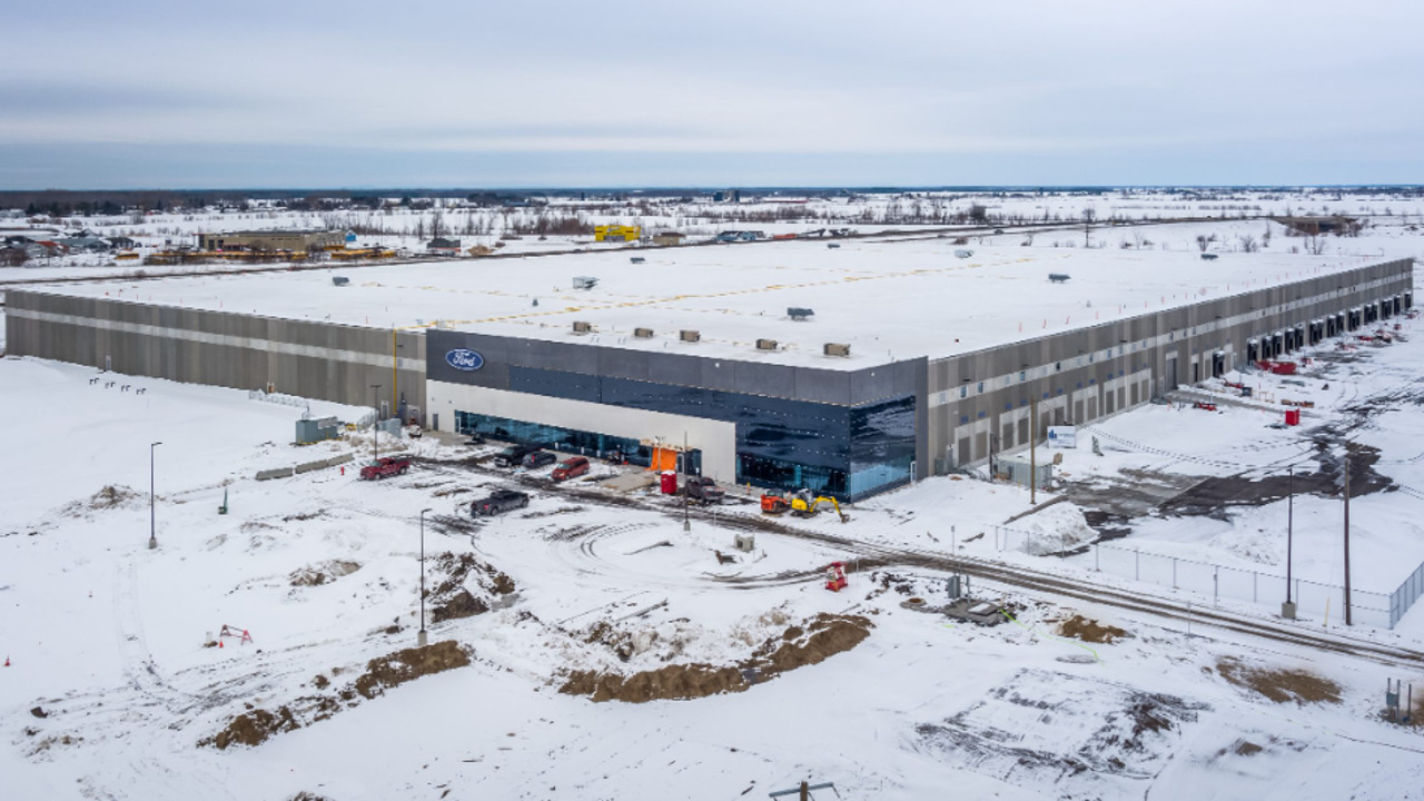 Toronto’s Nexus Industrial REIT acquires new Ford distribution centre ...