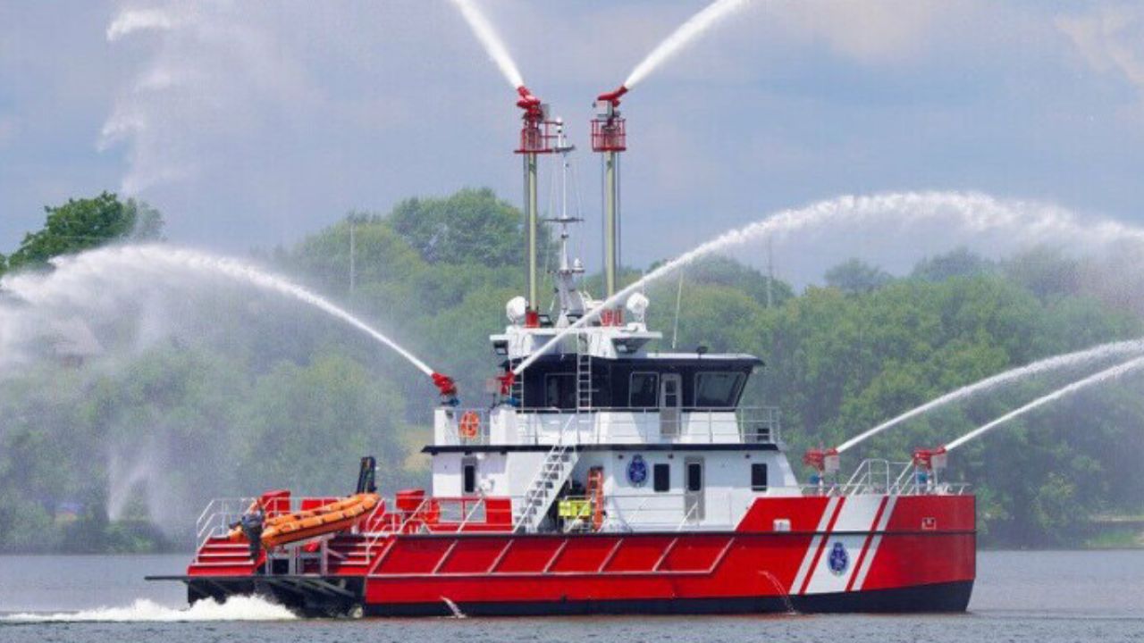 Kingston marine company wins international award for fireboat