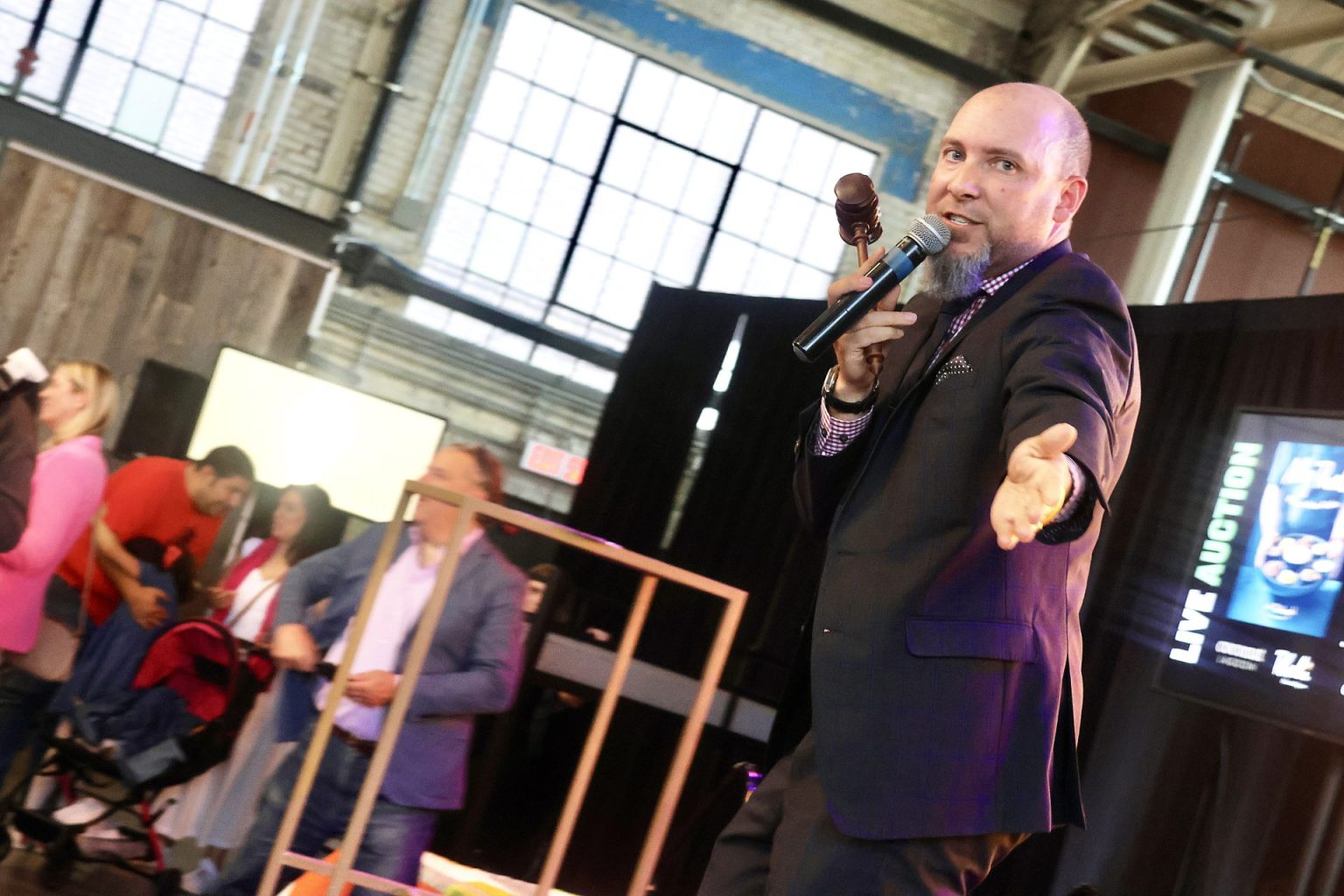 Community rallies around chronic homelessness at Taste for Hope