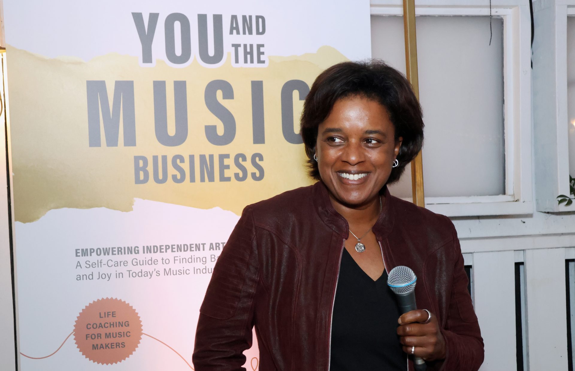 Singer-songwriter Tara Shannon has a new book to help artists in the ...