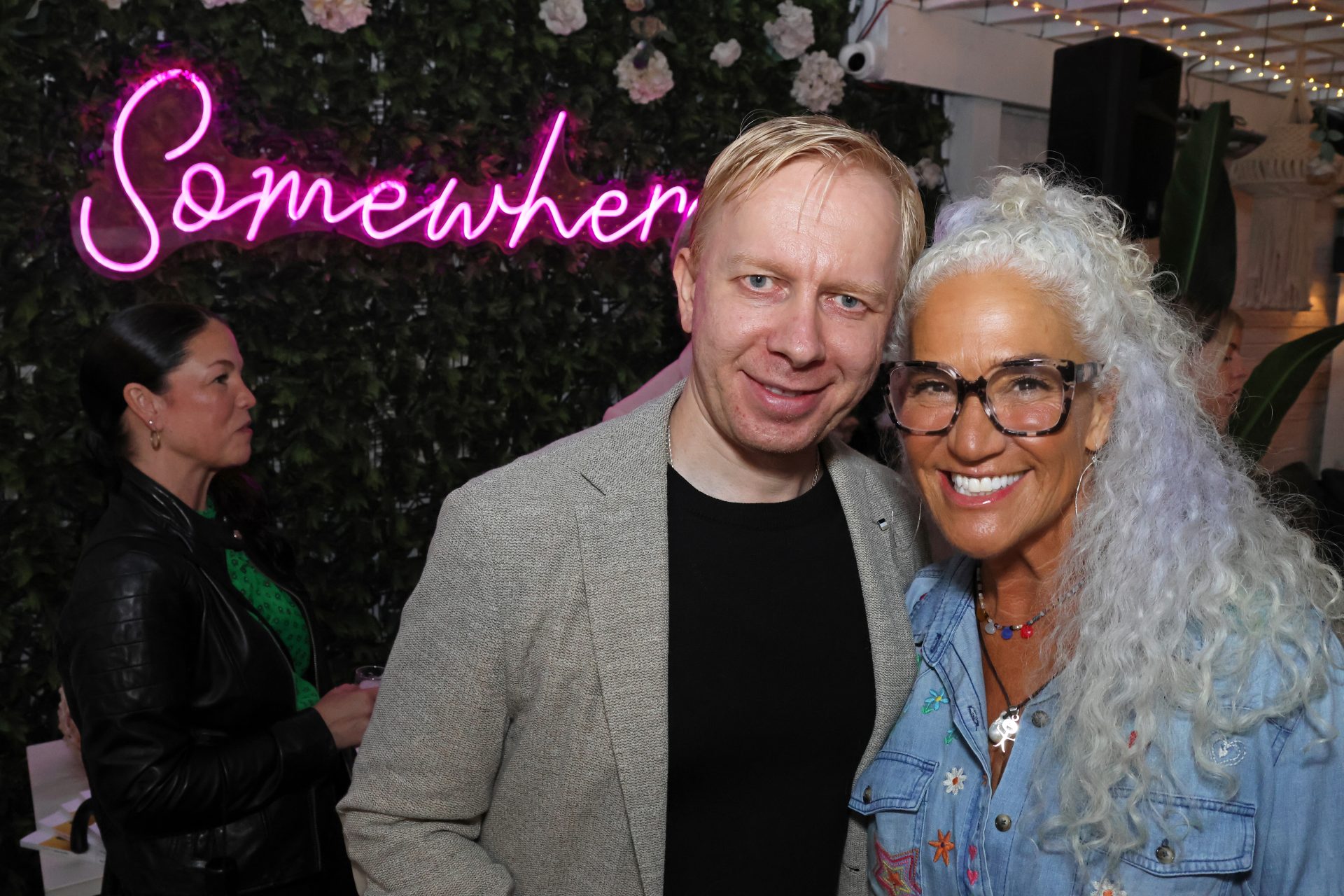 Singer-songwriter Tara Shannon has a new book to help artists in the ...