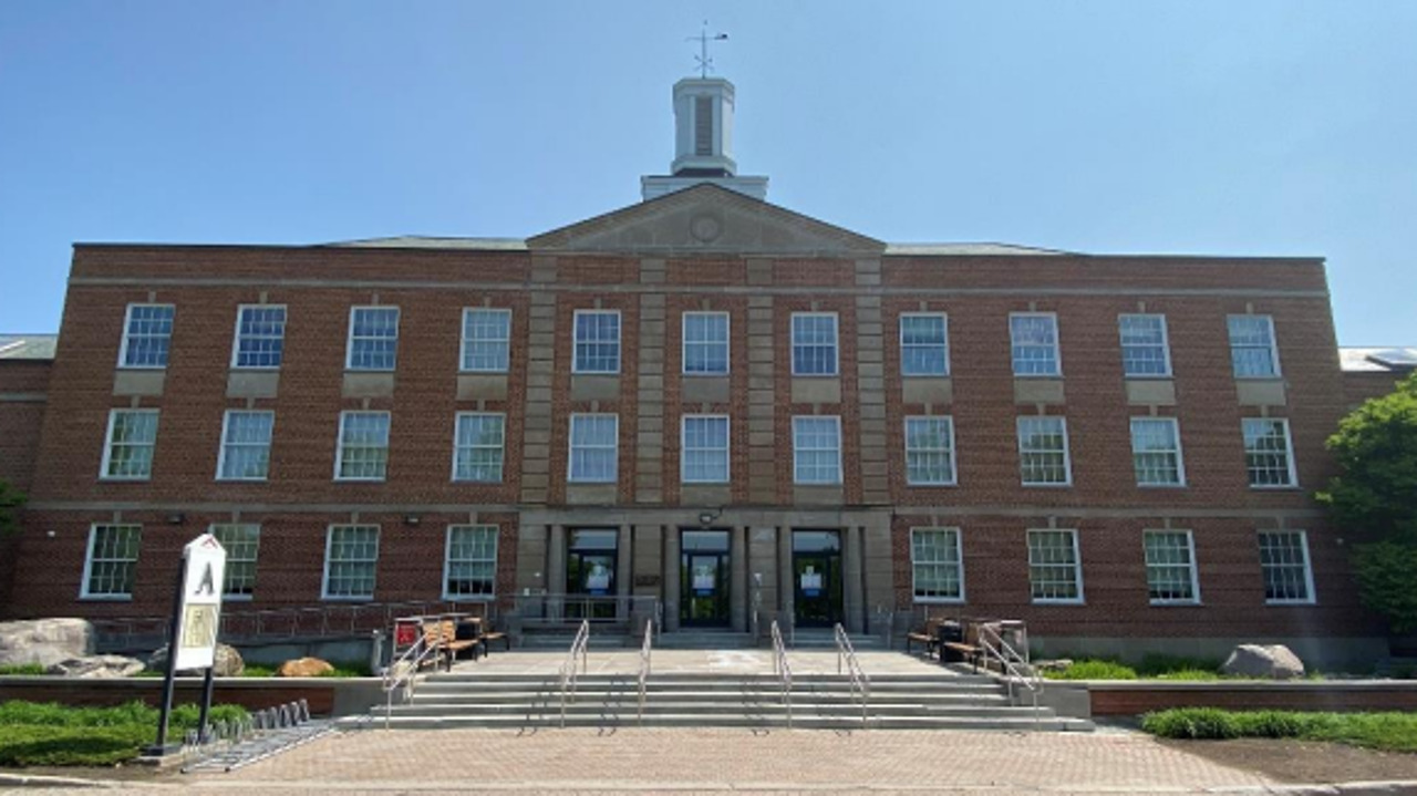 CMHC buildings on Montreal Road on watchlist for potential conversion ...