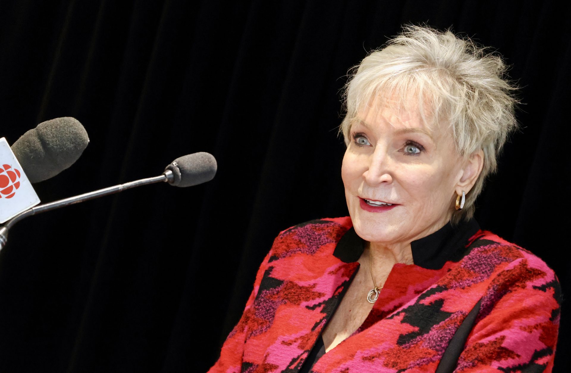 Queensway Carleton Hospital cuts ribbon on Barbara Crook and Dan ...