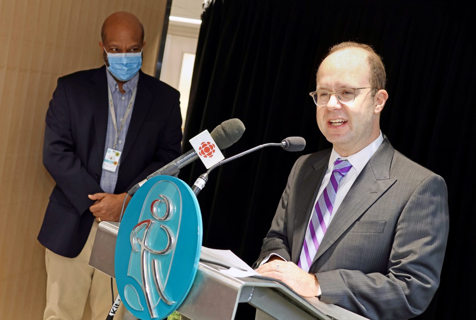 Queensway Carleton Hospital cuts ribbon on Barbara Crook and Dan ...