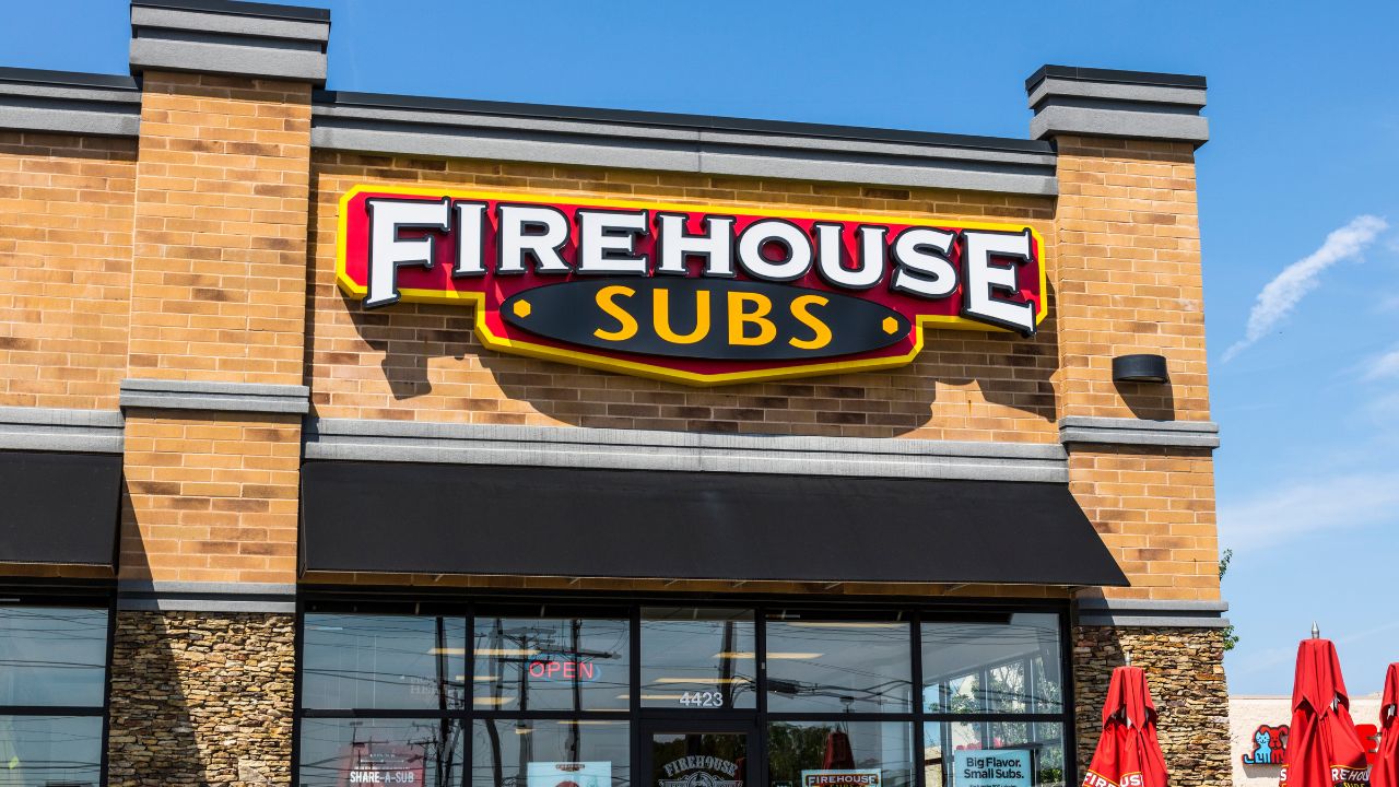 Firehouse Subs offers cash to first responders, vets to open restaurant ... Firehouse Subs offers cash to first responders, vets to open restaurant ...