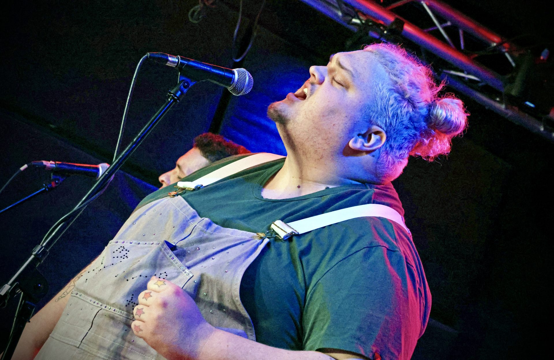 Networking mixer at the Rainbow strikes chord with leaders in business ...