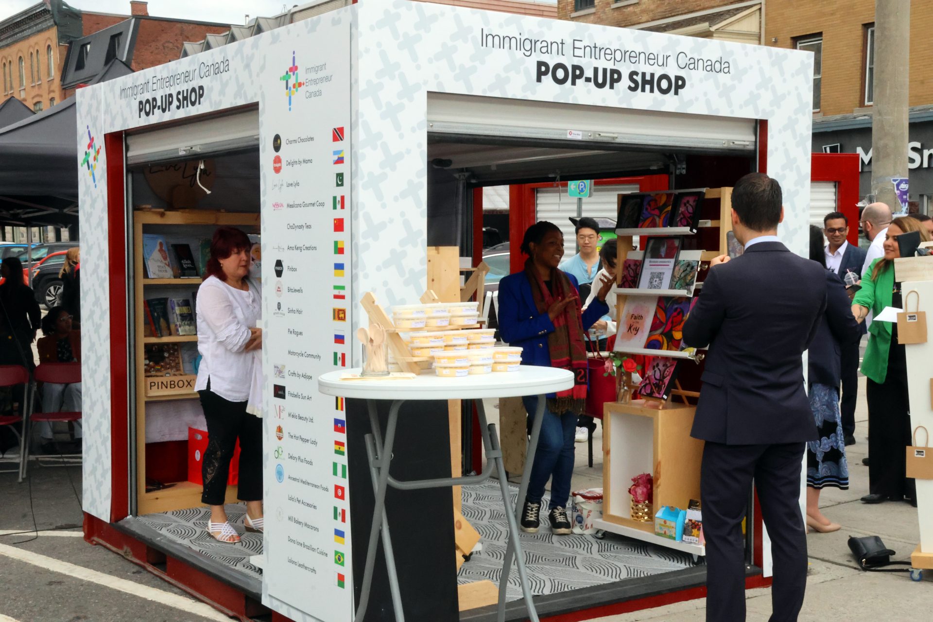 Immigrant Entrepreneur Canada launches pop-up shop in ByWard Market