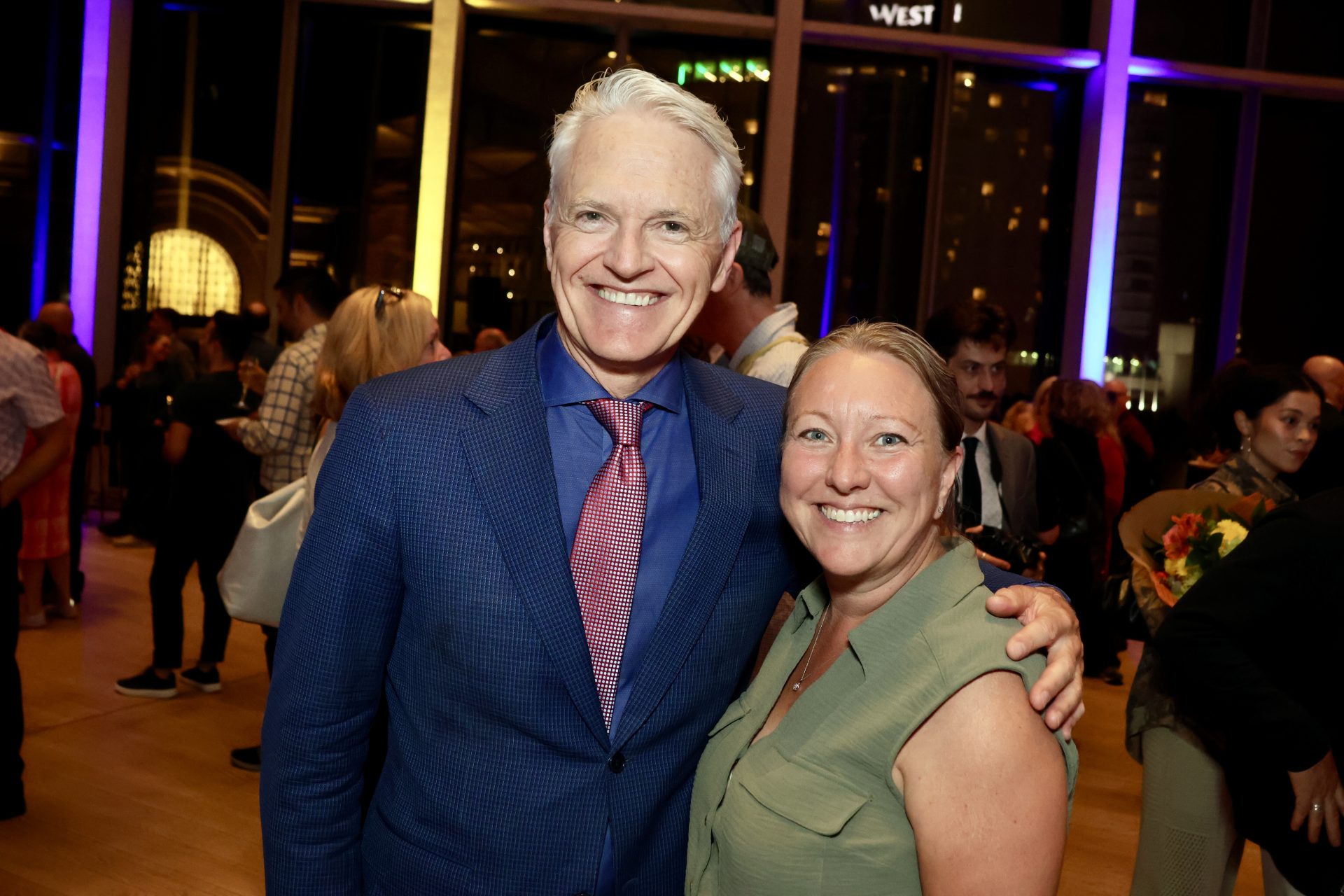 Come From Away welcomes heroes from Newfoundland to opening night at NAC